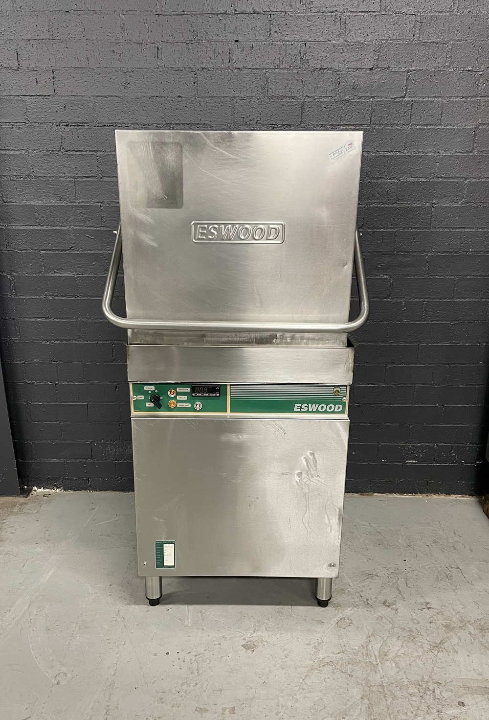 ESWOOD ES25 PASS THROUGH DISHWASHER WITH TRAY Auction (0018-5043095 ...
