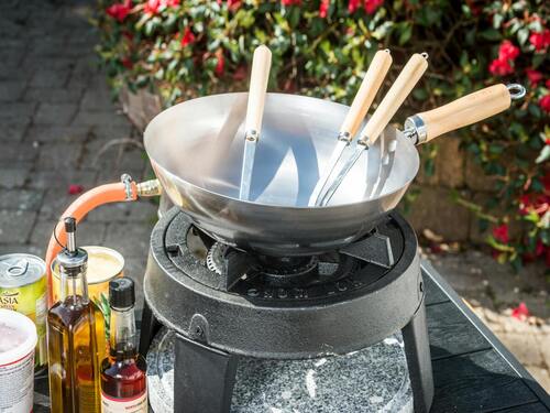 How To Clean a Wok (and Care for It) - AGC Equipment